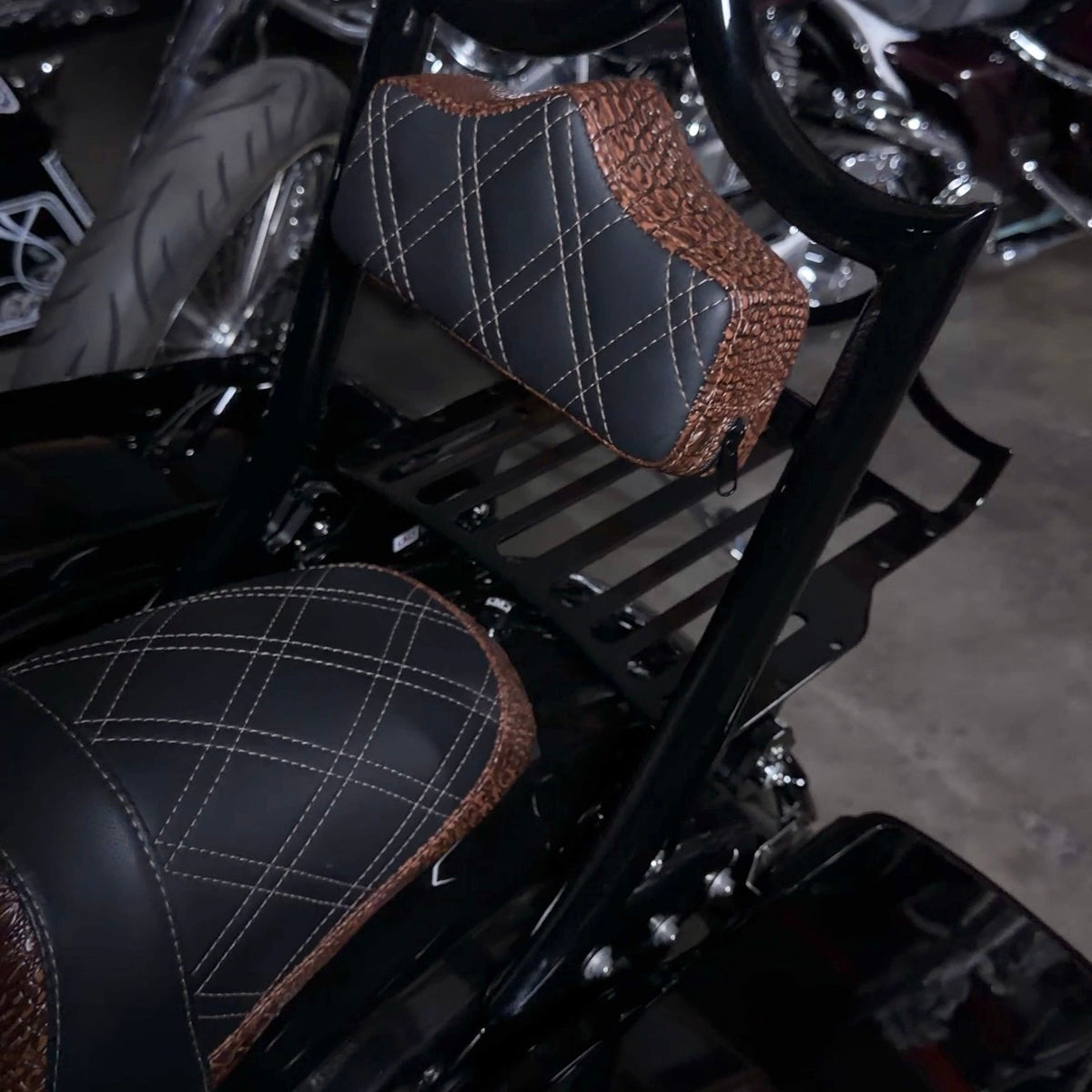 El Rey Backrest | 2009-2026 Classic | Luxe – CMC Motorsports